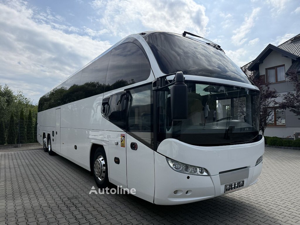 Neoplan Cityliner P16 turistički autobus