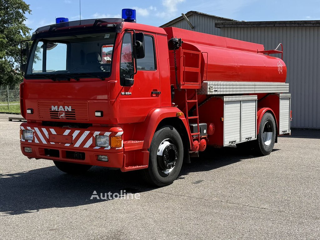 MAN 18.284 8.000 L Wassertankwagen/Water tank truck vatrogasno vozilo