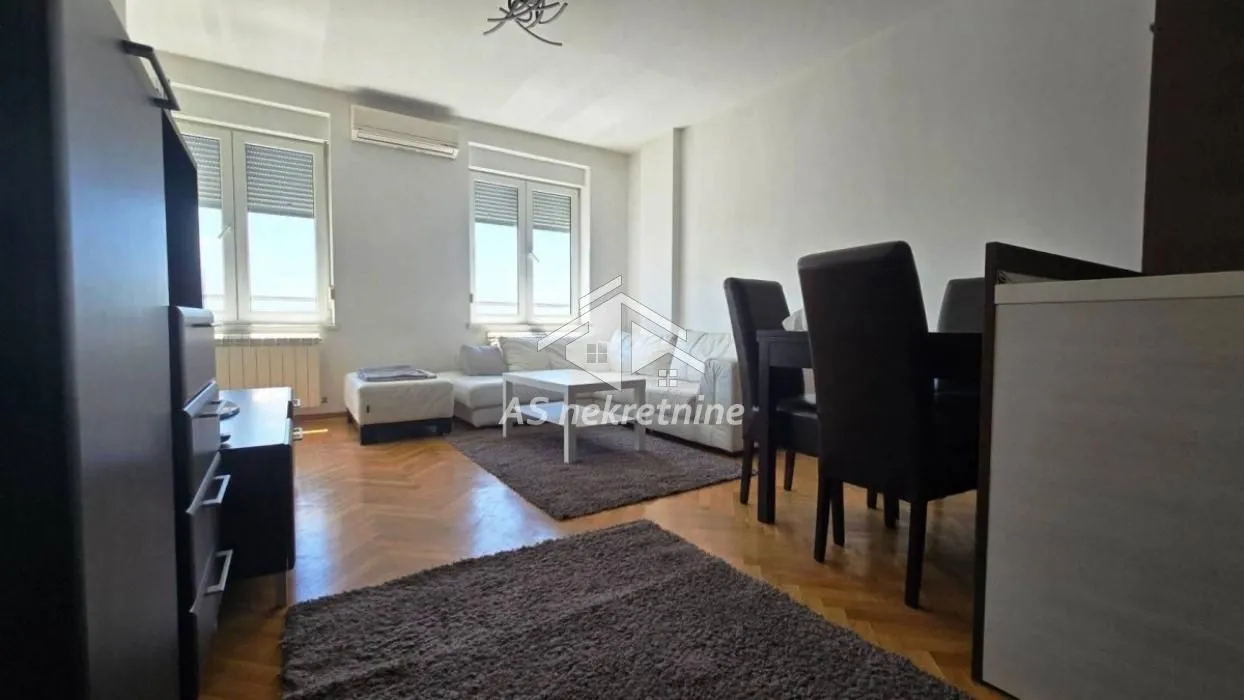 Izdavanje, dvosoban stan, 50m², Novi Beograd Blok 63, Novi Beograd Sve Podlokacije