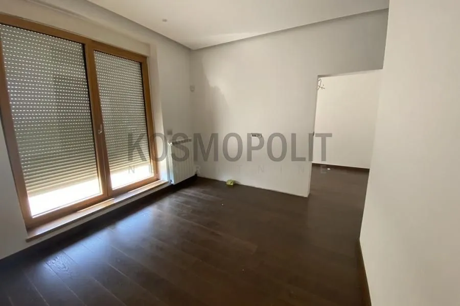 Prodaja, trosoban stan, 133m², Savski Venac, Beograd