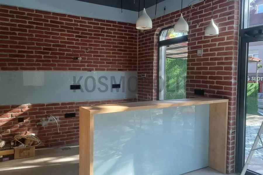 Prodaja, poslovni prostor, 40m², Petlovo Brdo, Beograd