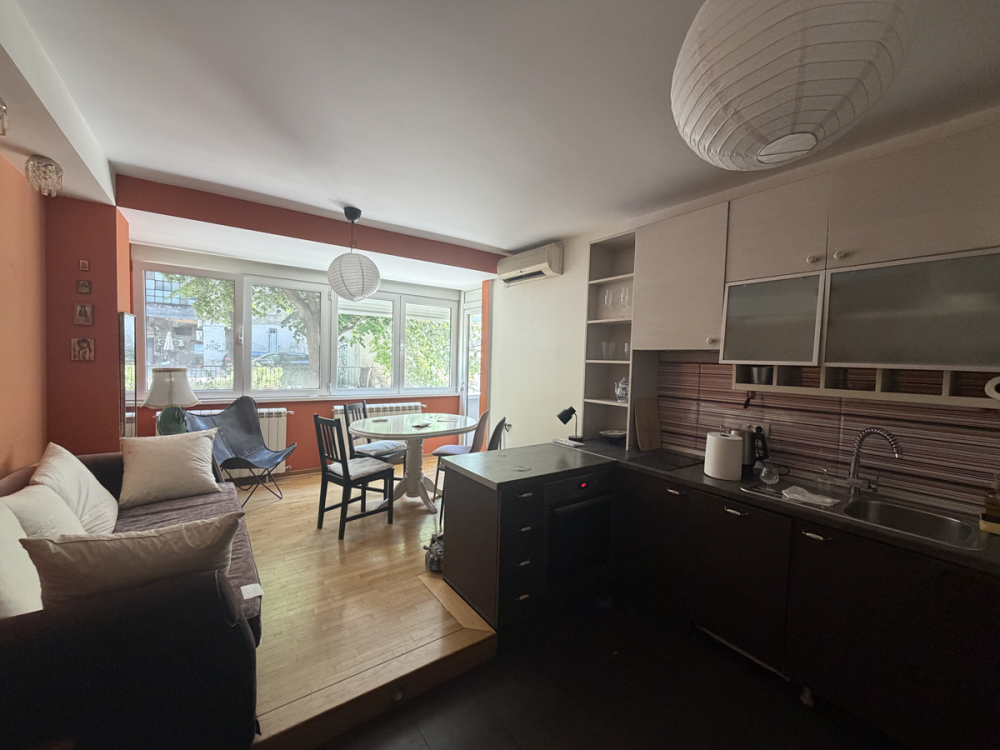 Kralja Milana, Trosoban stan na prodaju, 55m2, 280.500€