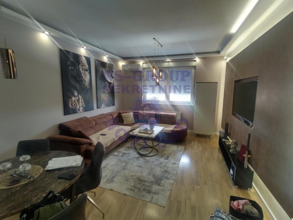 Stan na prodaju, 91m2, 234.500€