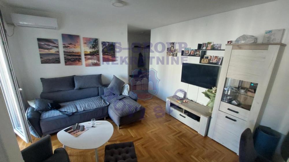 Trosoban stan na prodaju, 57m2, 181.280€