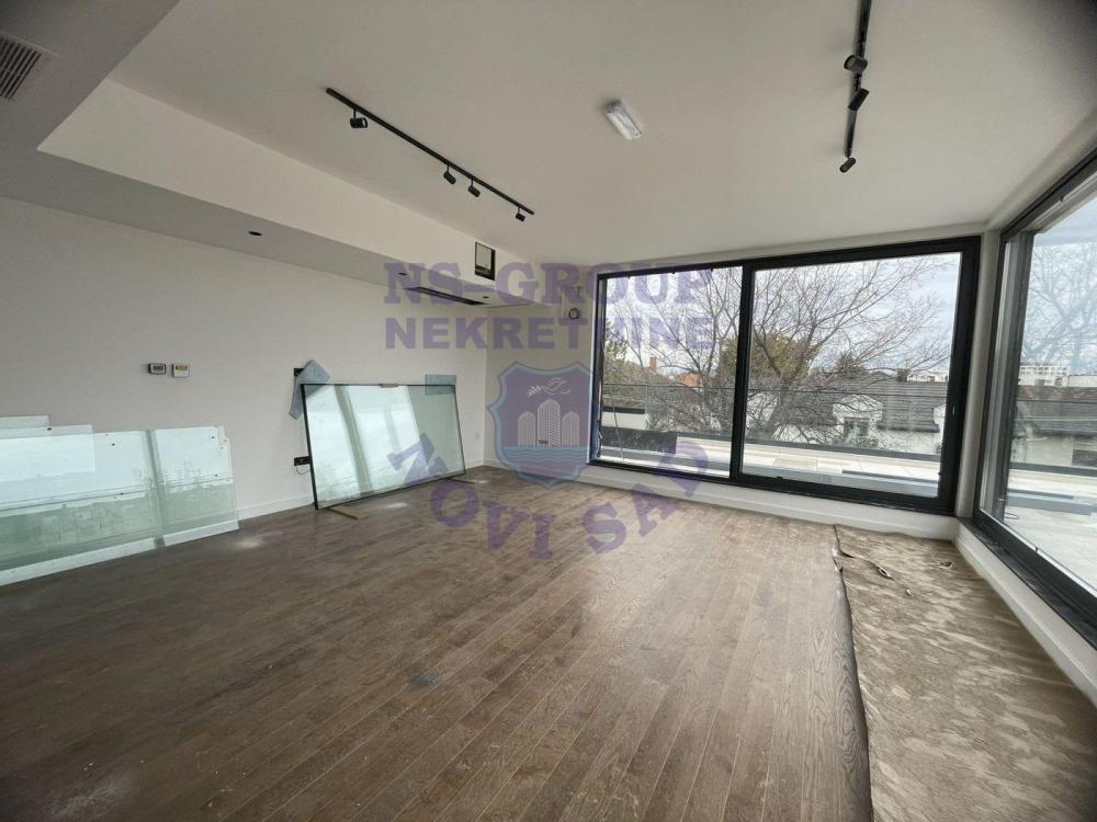 Četvorosoban stan na prodaju, 430m2, 1.019.700€