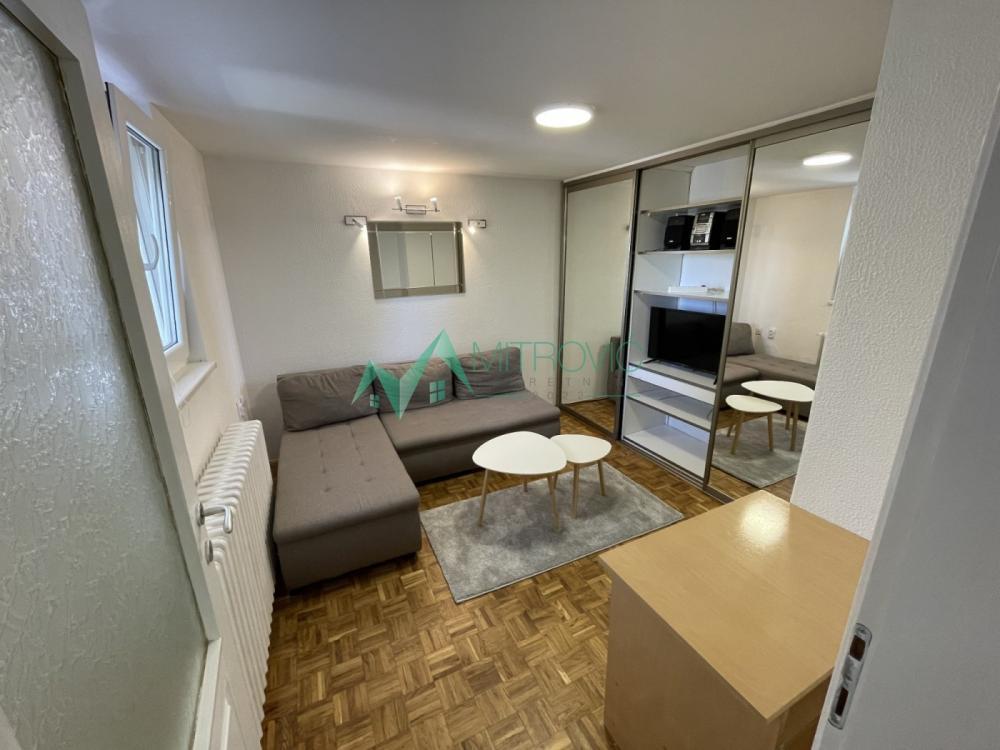 Jednoiposoban stan za izdavanje, 30m2, 450€