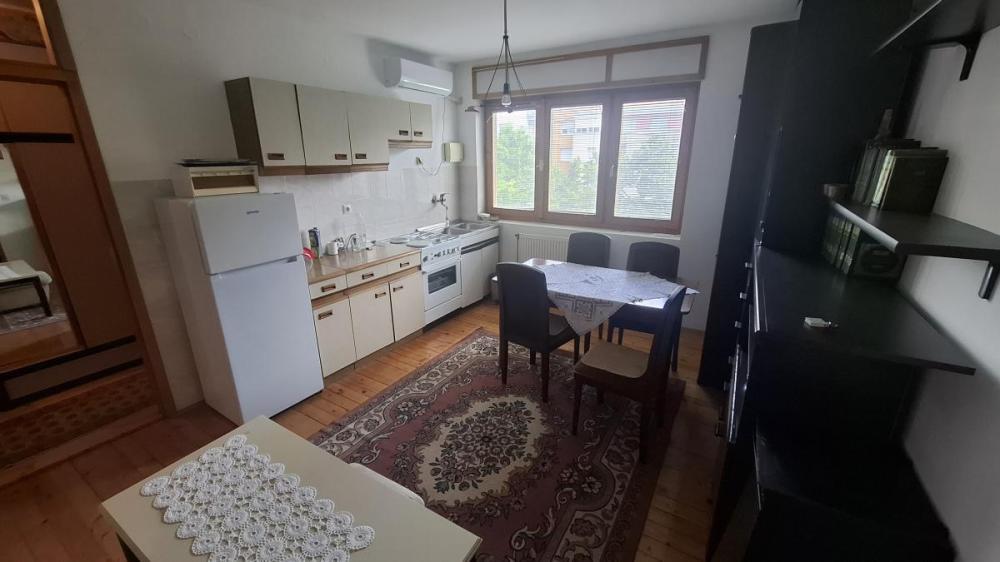 Jednoiposoban stan za izdavanje, 47m2, 350€