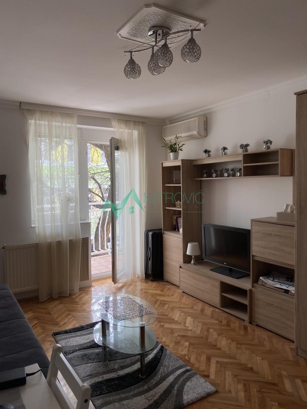 Stan za izdavanje, 27m2, 300€