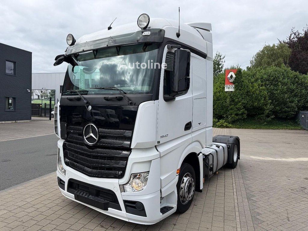 Mercedes-Benz ACTROS 1842 4X2 E6 / STANDKACHEL / KOELKAST / tegljač