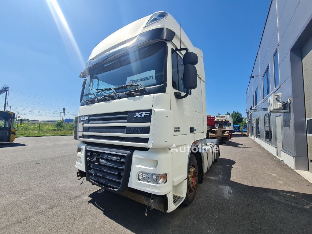 DAF XF105 tegljač