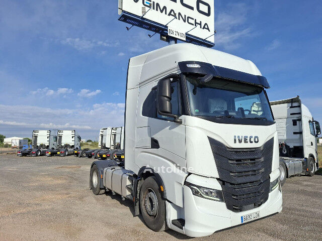 IVECO AS440S49T/P tegljač