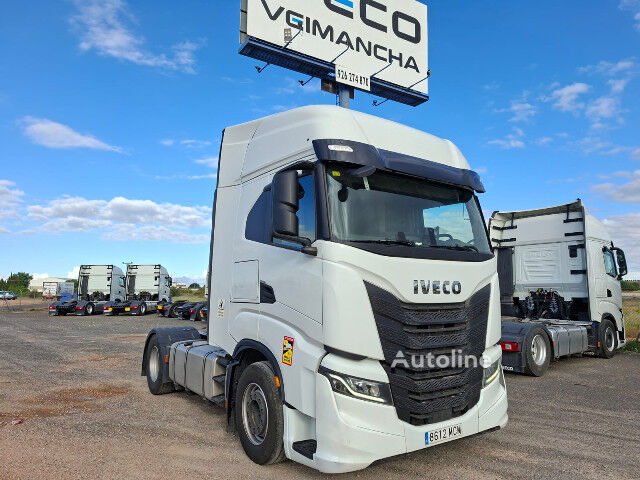 IVECO AS440S53T/P tegljač