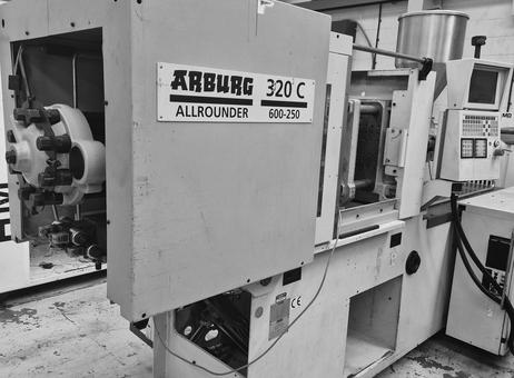 Arburg 320C 600-250U – Čeka renoviranje