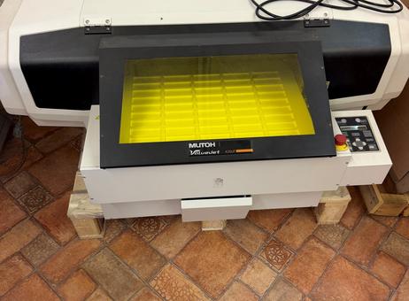 Štamparska mašina Mutoh Valuejet 426UF