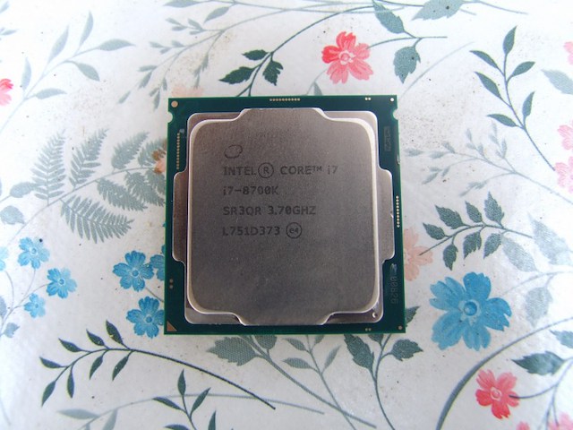 Intel i7 8700k 1151 SixCore procesor 3.70GHz