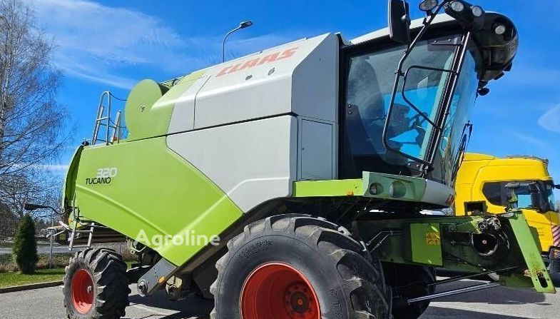 Claas Tucano 320 kombajn za žito