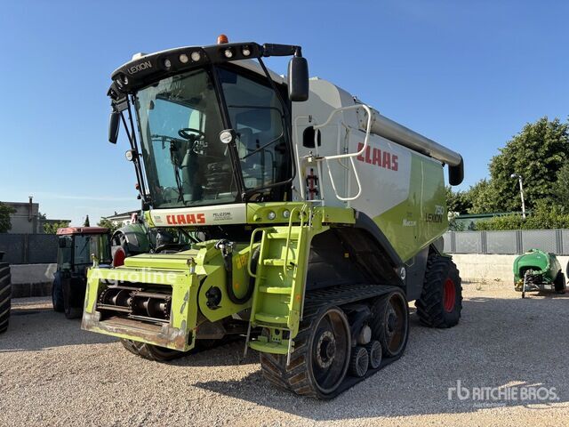 Prodaje se Claas Lexion 750TT kombajn za žito na aukciji