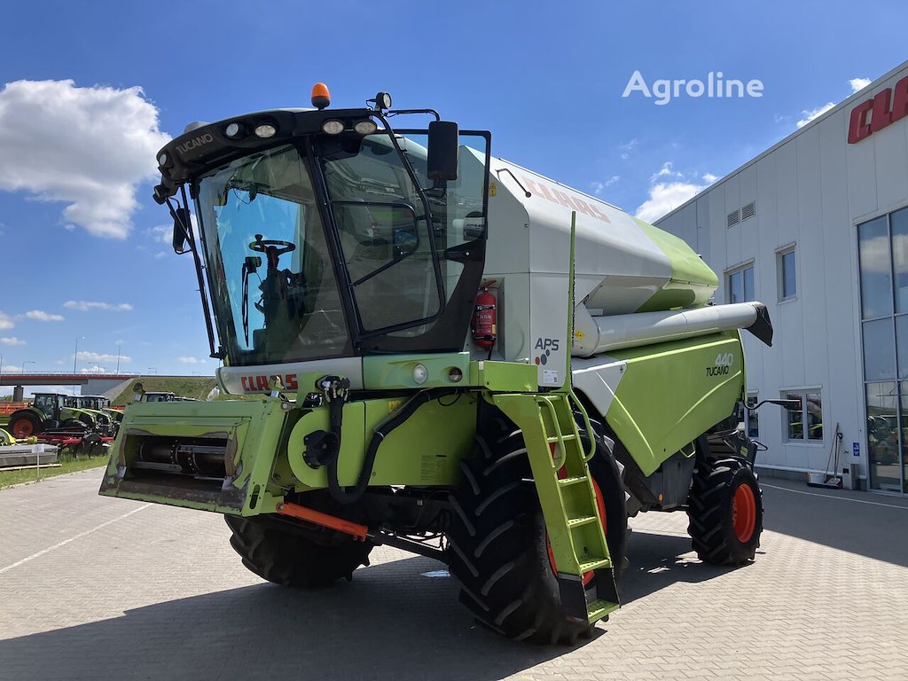 Claas Tucano 440 kombajn za žito