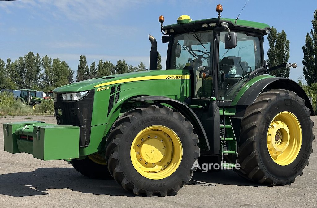 John Deere 8370 R traktor točkaš