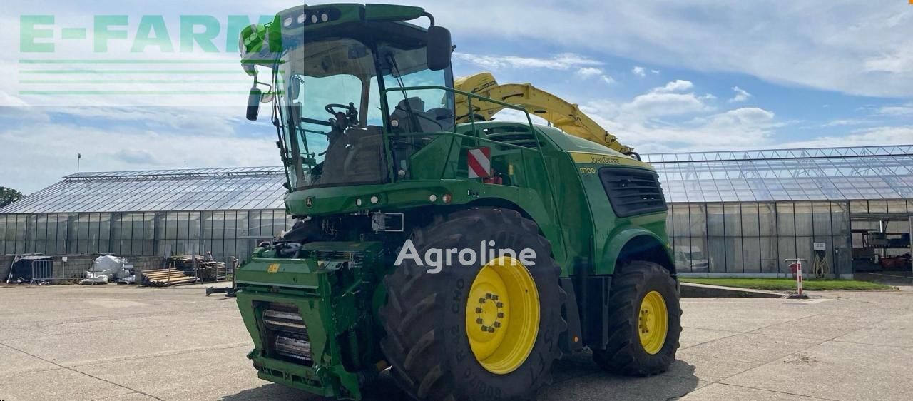 John Deere 9700 krmni kombajn