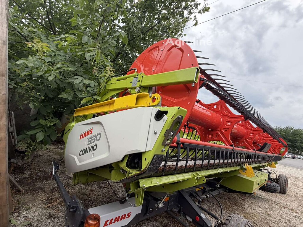 Novi Claas Convio Flex 930 v Naiavnosti adapter za žito