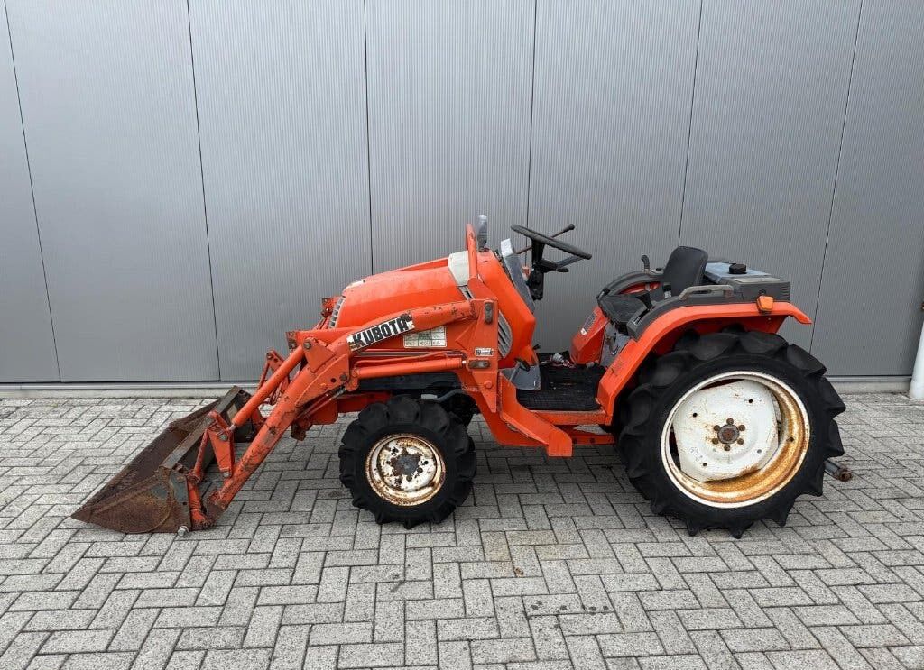 Kubota Aste A-19 mototraktor