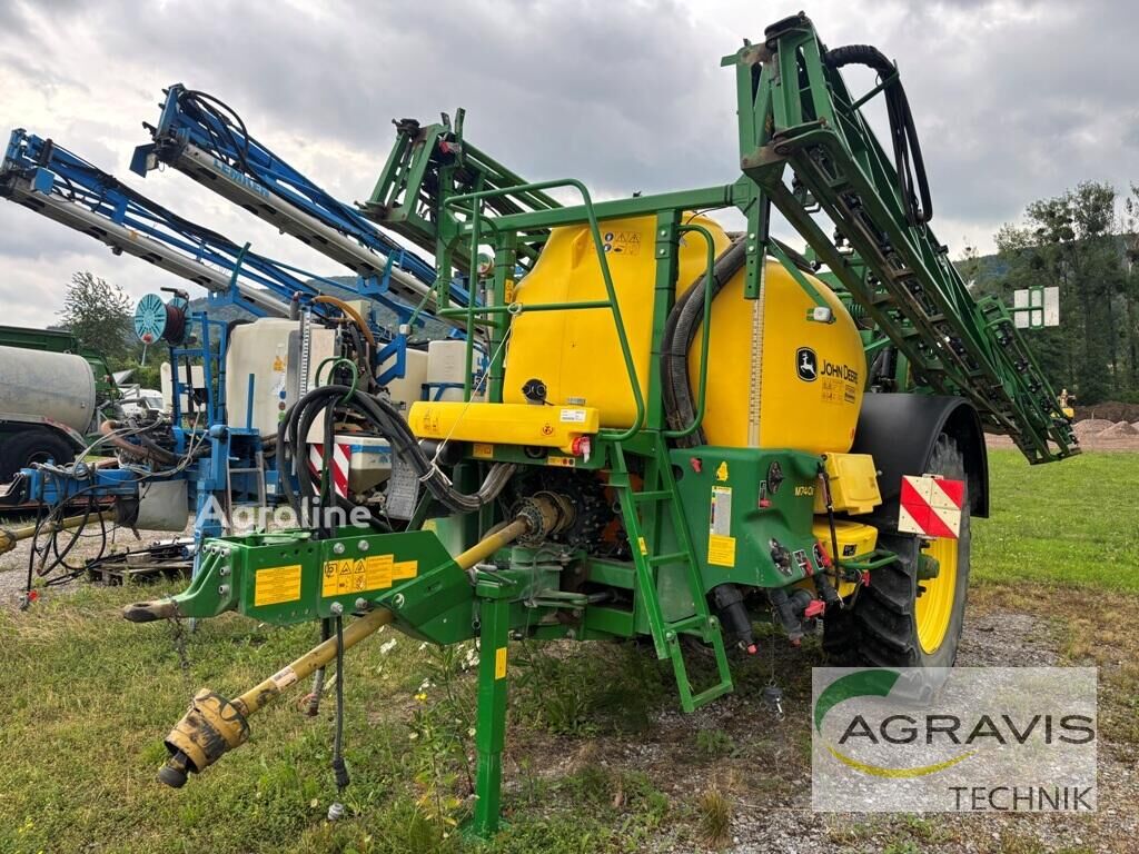 John Deere TRSP 700/40 vučena prskalica