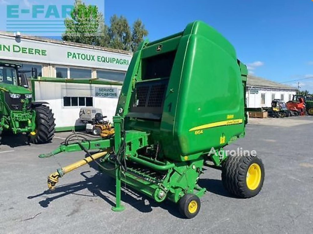 John Deere 864 balirka za četvrtaste bale