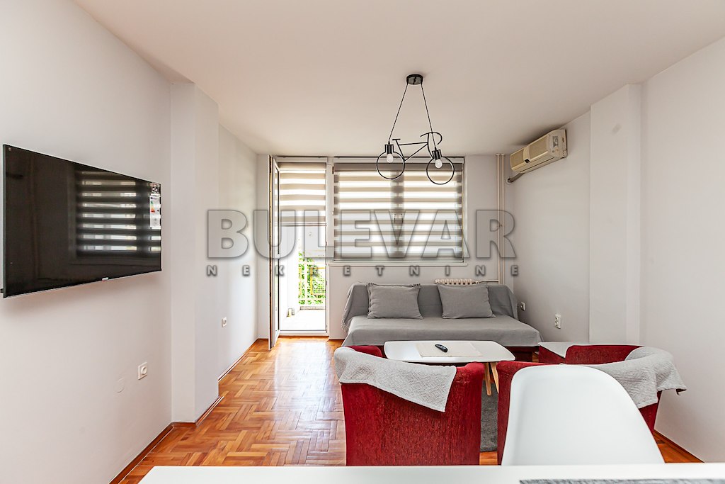 Jednosoban stan, 38 m2, Duvanište, Vizantijski bulevar ID: i-011405