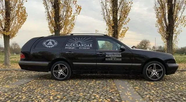 POGREBNO VOZILO MERCEDES-BENZ E-CLASS