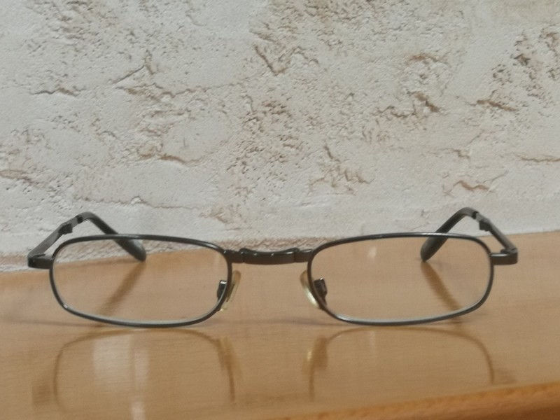 Sklopive naocare sa dioptrijom +2.00