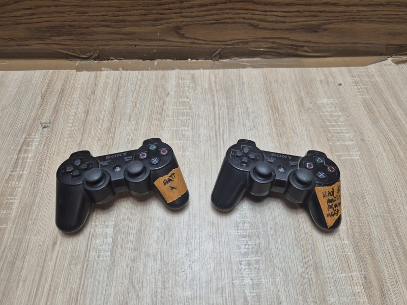 PS3 Dzojstik 2 komada