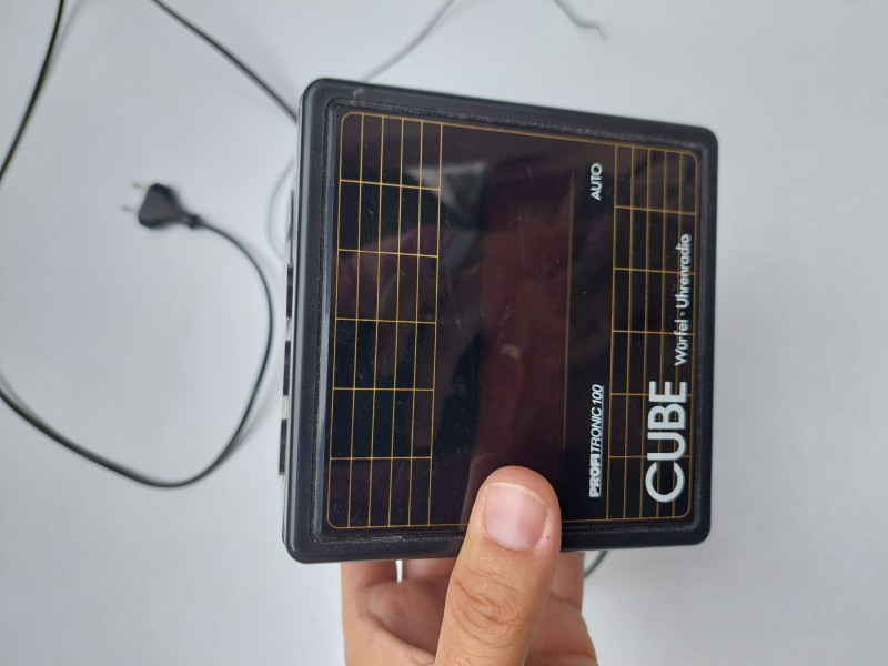 PROFITRONIC 100 CUBE RADIO ISPRAVAN VINTAGE