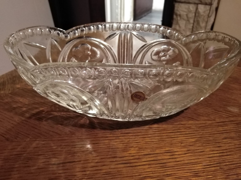 Sniženo jul-Činija kristal veća 26x14