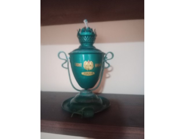 Stara kineska petrolej lampa
