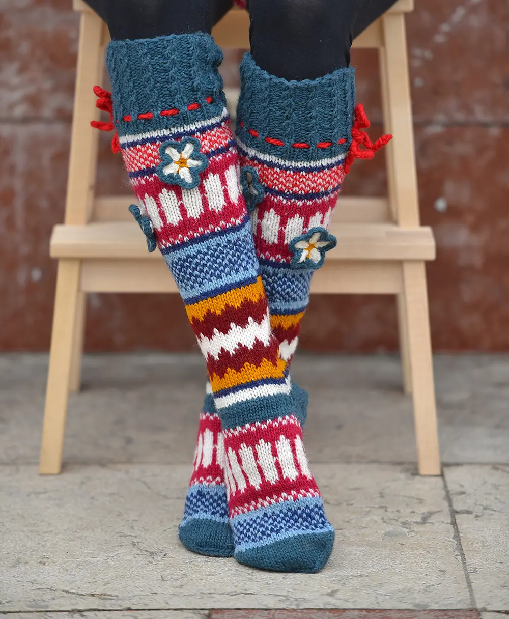 WOOL ART Ženske čarape Cvetić 17CA01 šarene