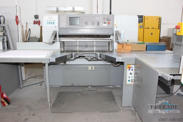 Giljotina
Polar Mohr 115 E