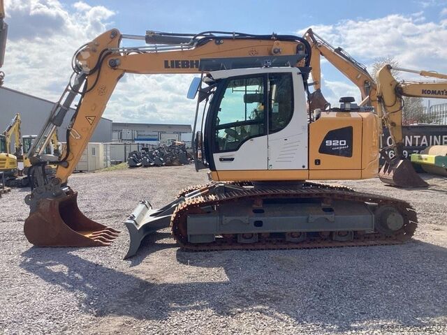 Lančani bager
LIEBHERR R920 Compact