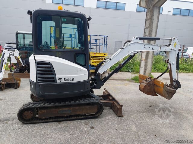 Mini bager < 7t
Bobcat E25