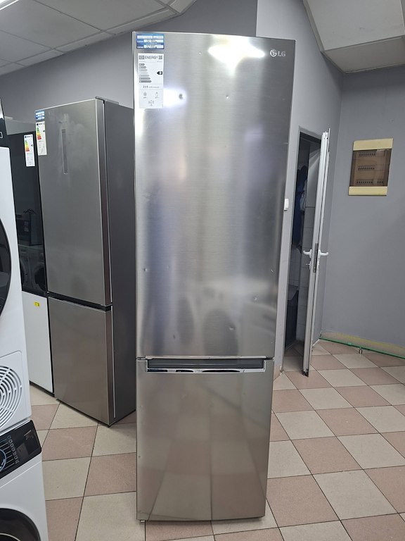 FRIŽIDER LG GBB62PZGFN , 203 CM.