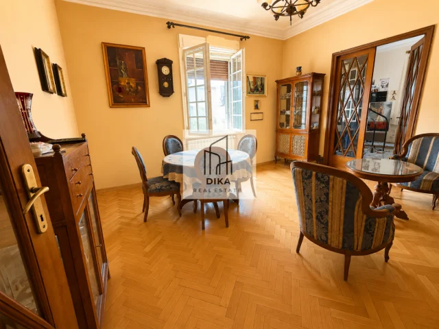 Salonac - 3.0. Krunska, Vračar