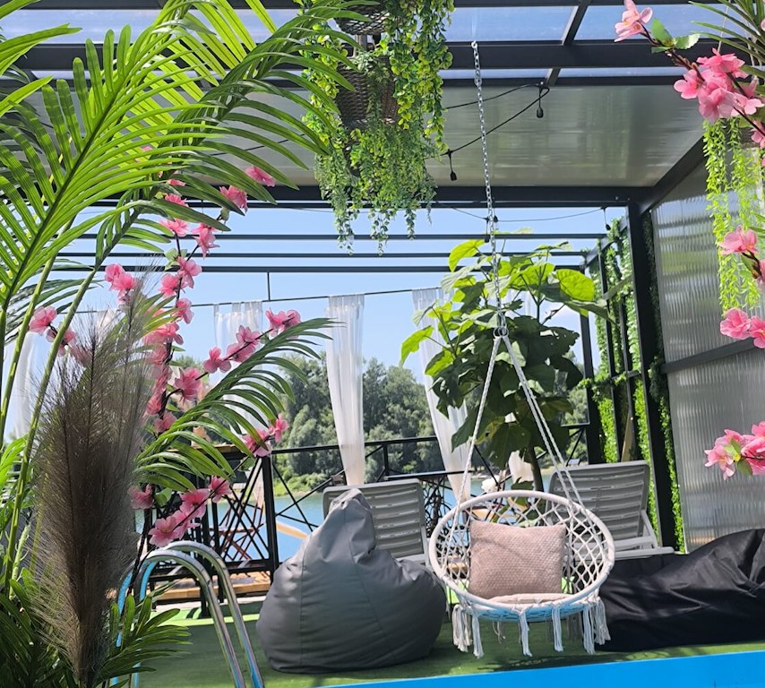 Flow House 1