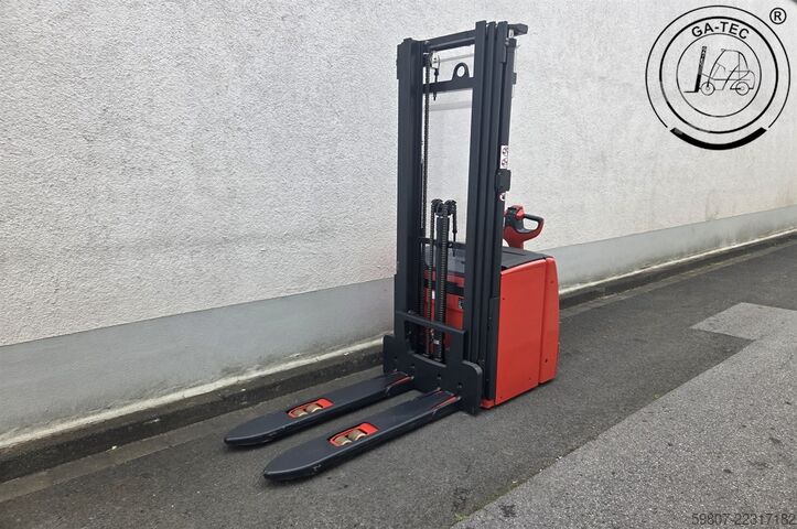 Ručni viljuškar
Linde L14