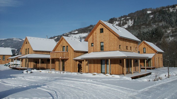 APARTMANSKO NASELJE FERIENPARK 4* - Kreischberg / Austrija