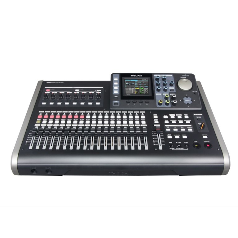 Tascam DP-24SD Portastudio