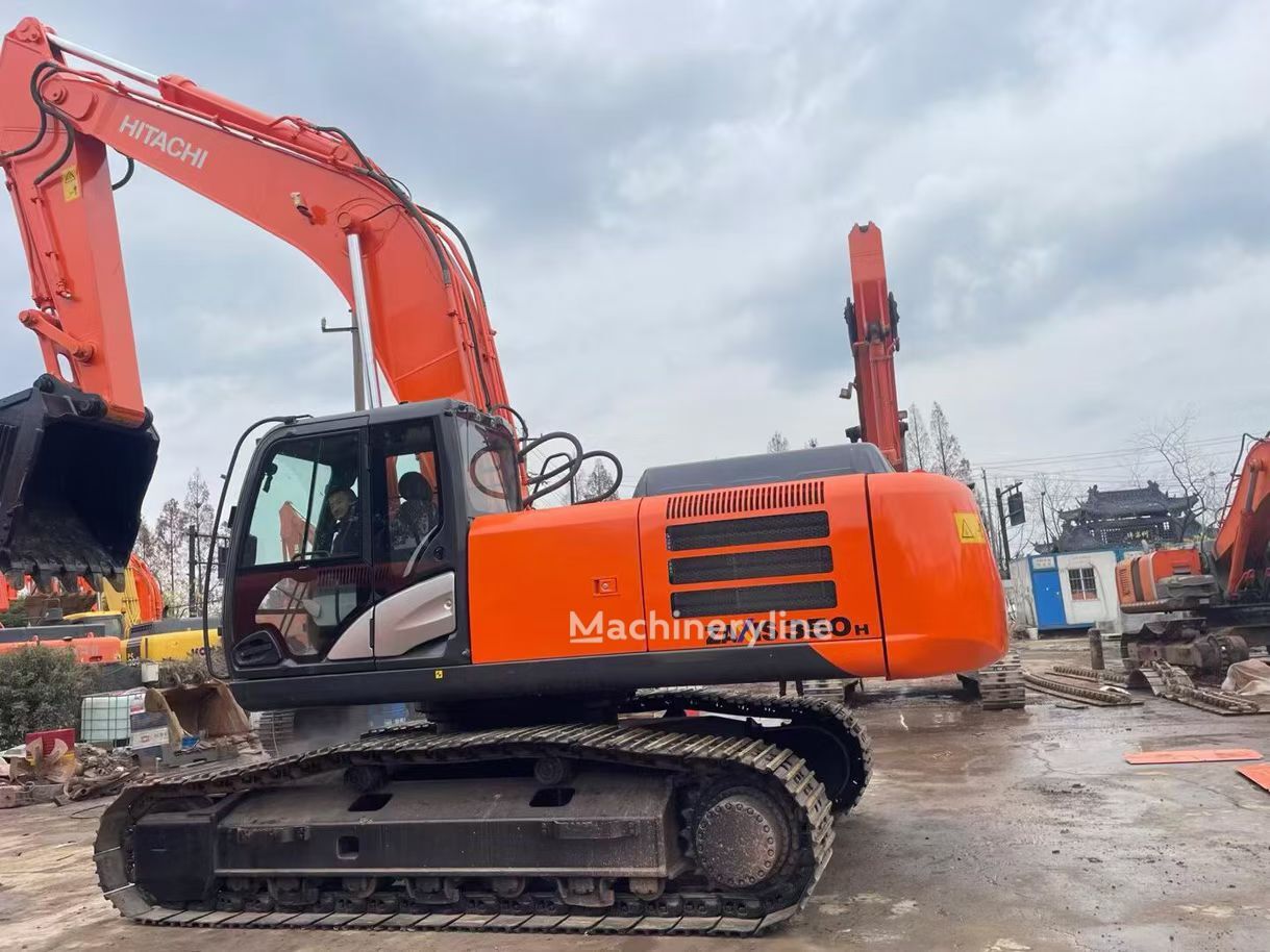 Hitachi ZX350 bager guseničar