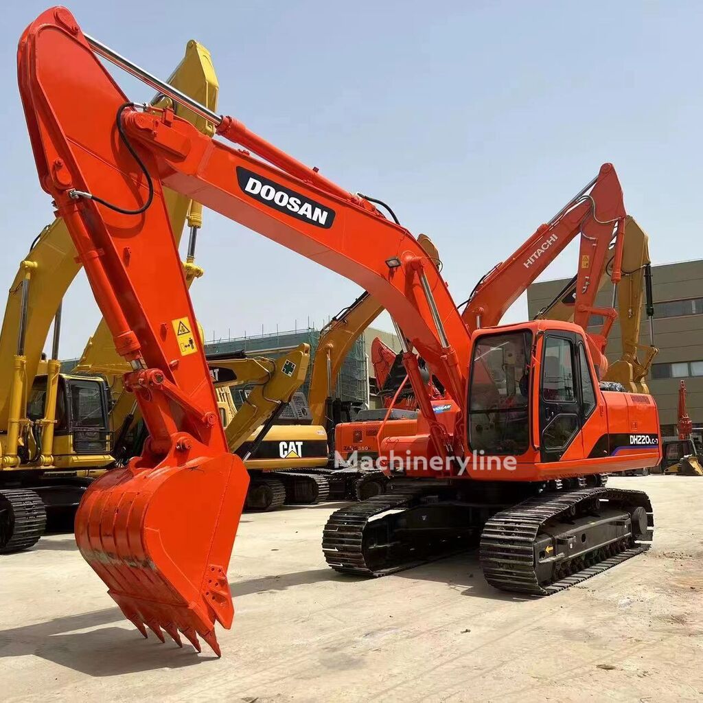 Doosan DH220LC-7 bager guseničar