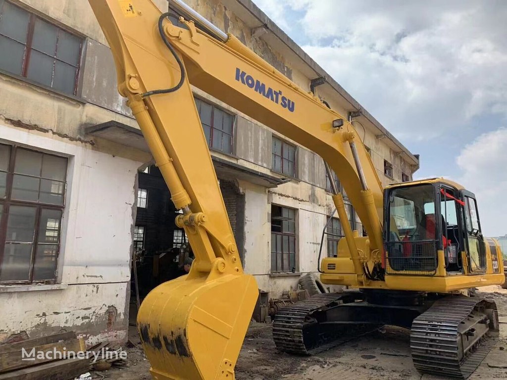 Komatsu PC220-7 bager guseničar