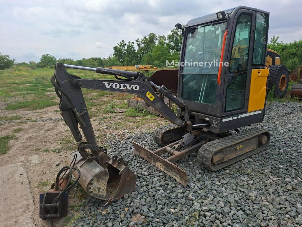 Volvo EC18E mini bager