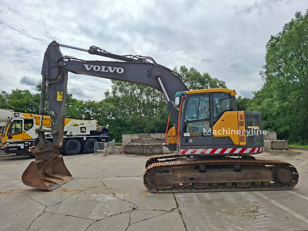 Volvo ECR235EL (+3 Buckets) bager guseničar